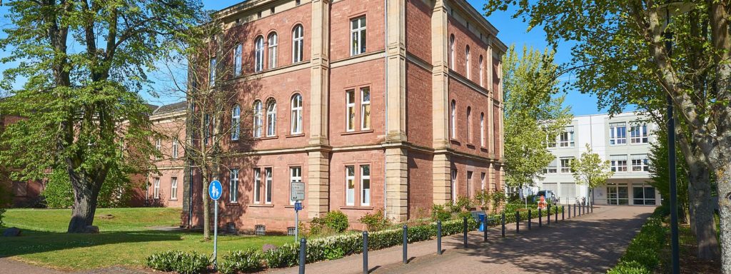 Klinikum Merzig: Kontakt/Anfahrt